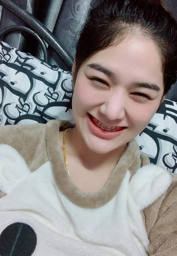 ตุ๊กตา เน็ตไอดอลสาวสายเซ็กซี่ หุ่นสุดเอ็กซ์แซ่บเกินต้าน